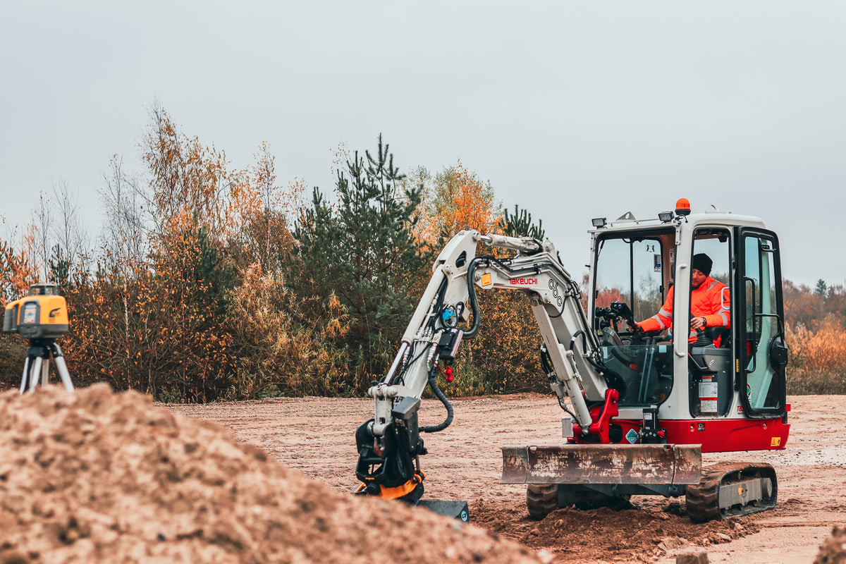 Unicontrol 2D Excavator - Precision Machine Control | ±2mm Accuracy ...