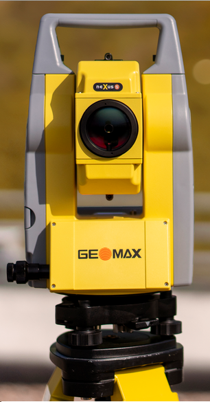 GeoMax Zoom45 Manual Total Station for Construction Surveying
